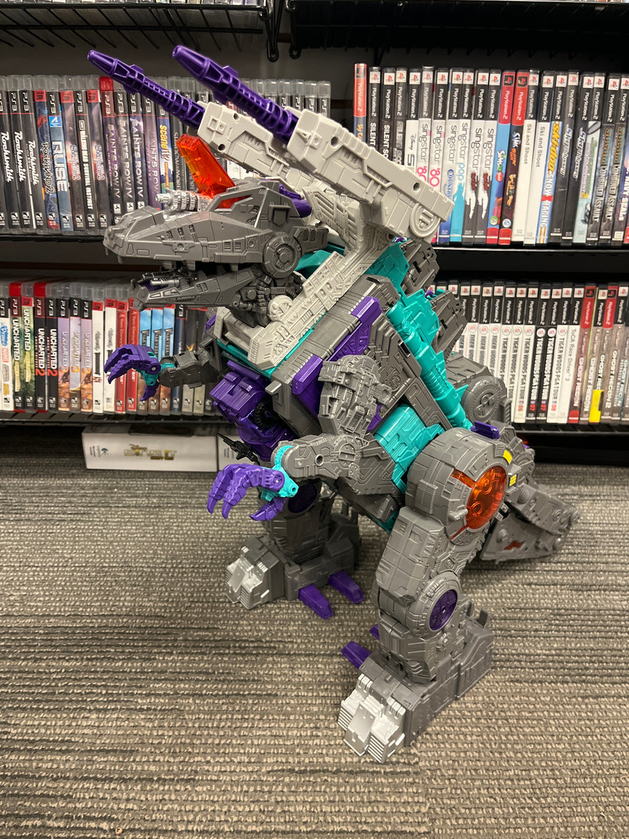 Transformers Titan Class Trypticon | Steel Collectibles LLC.