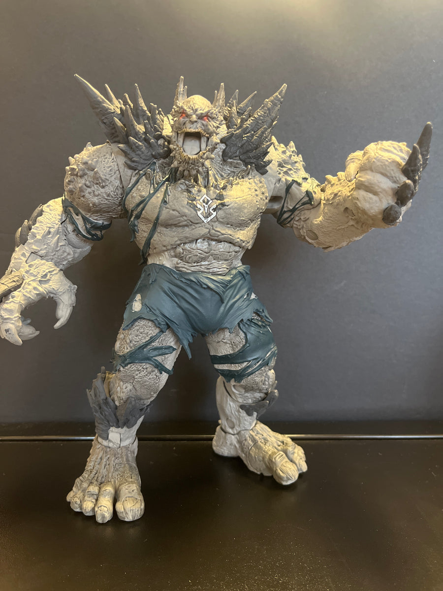 McFarlane DC Multiverse Devastator (Earth-1 Batman) | Steel ...