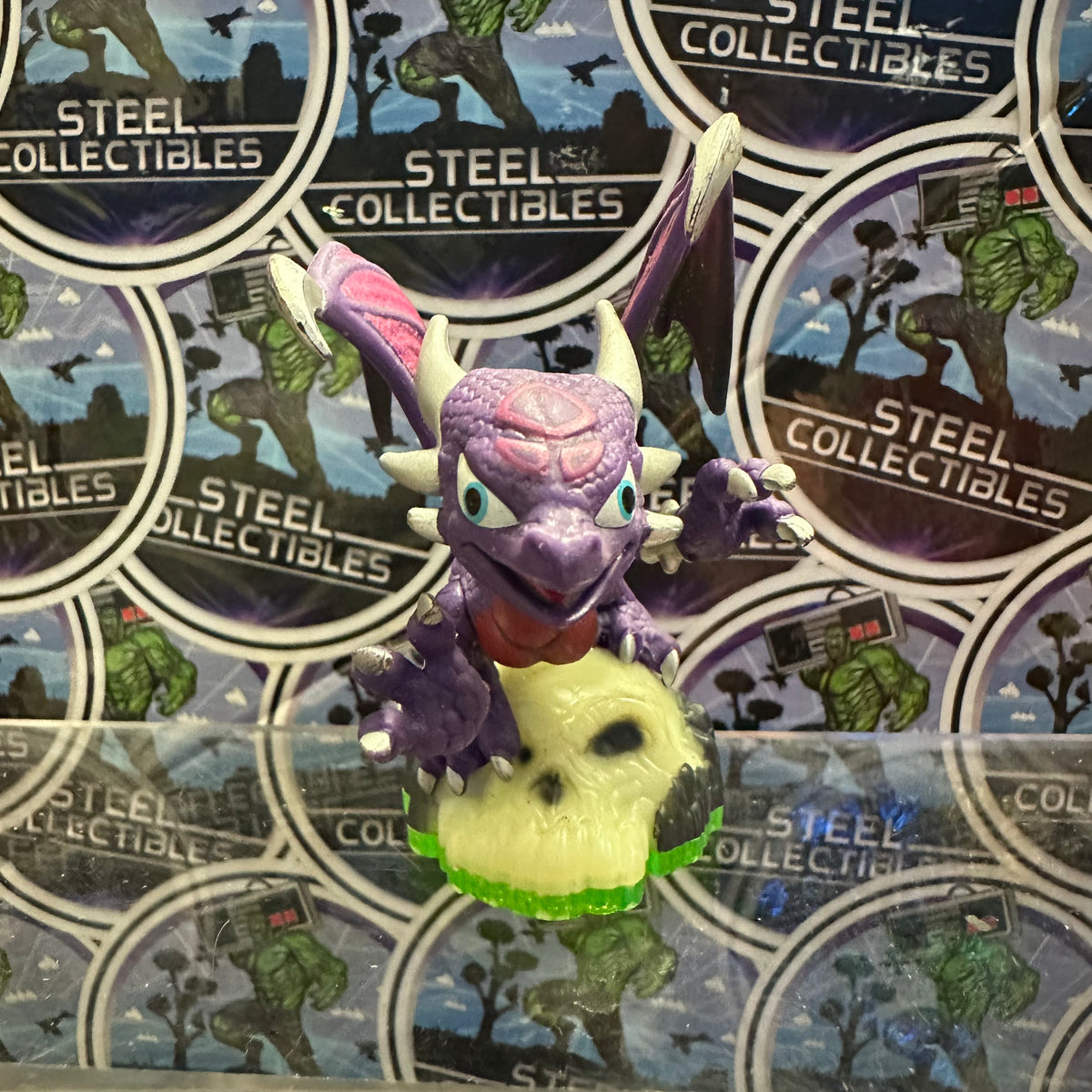 Skylanders- Cynder “Skylanders Spyro’s Adventure” Toys-To-Life Figure ...