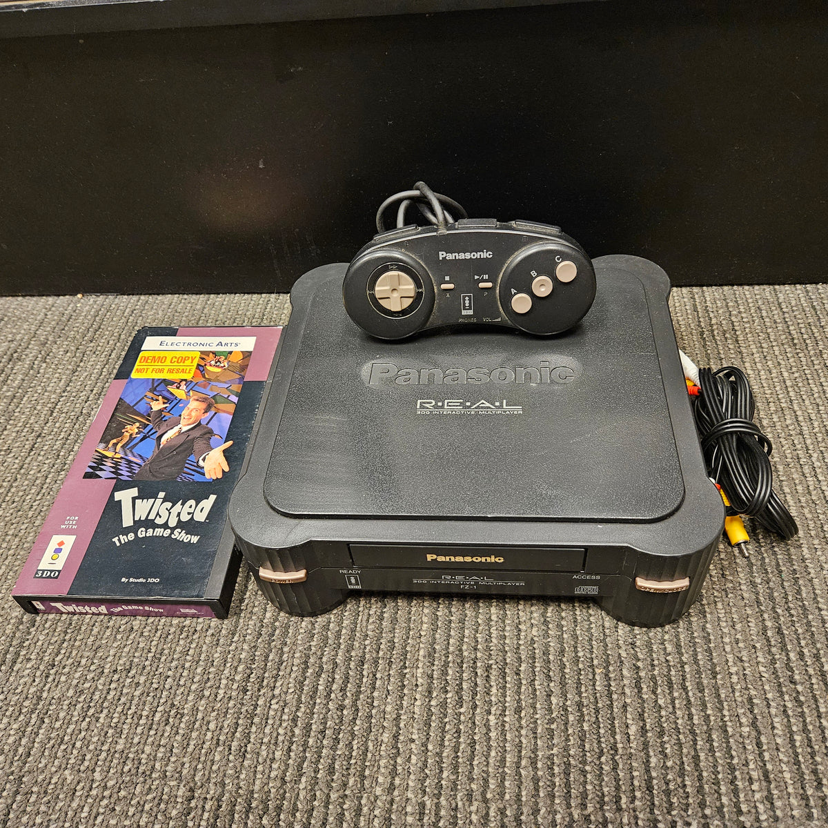 Panasonic 3DO Console FZ-1 *Tested! Works great!* Comes With Twisted ...